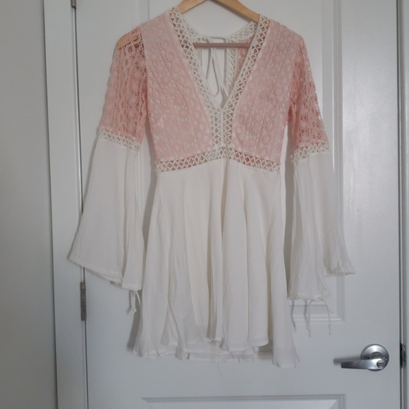 Hello Molly | Dresses | Bell Sleeved Hello Molly Dress | Poshmark